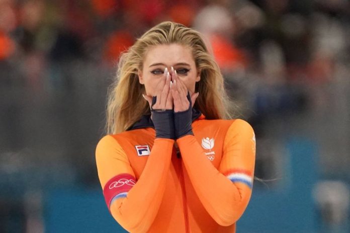 Najseksepilnija klizačica na svetu je glavna tema Olimpijskih igara ...